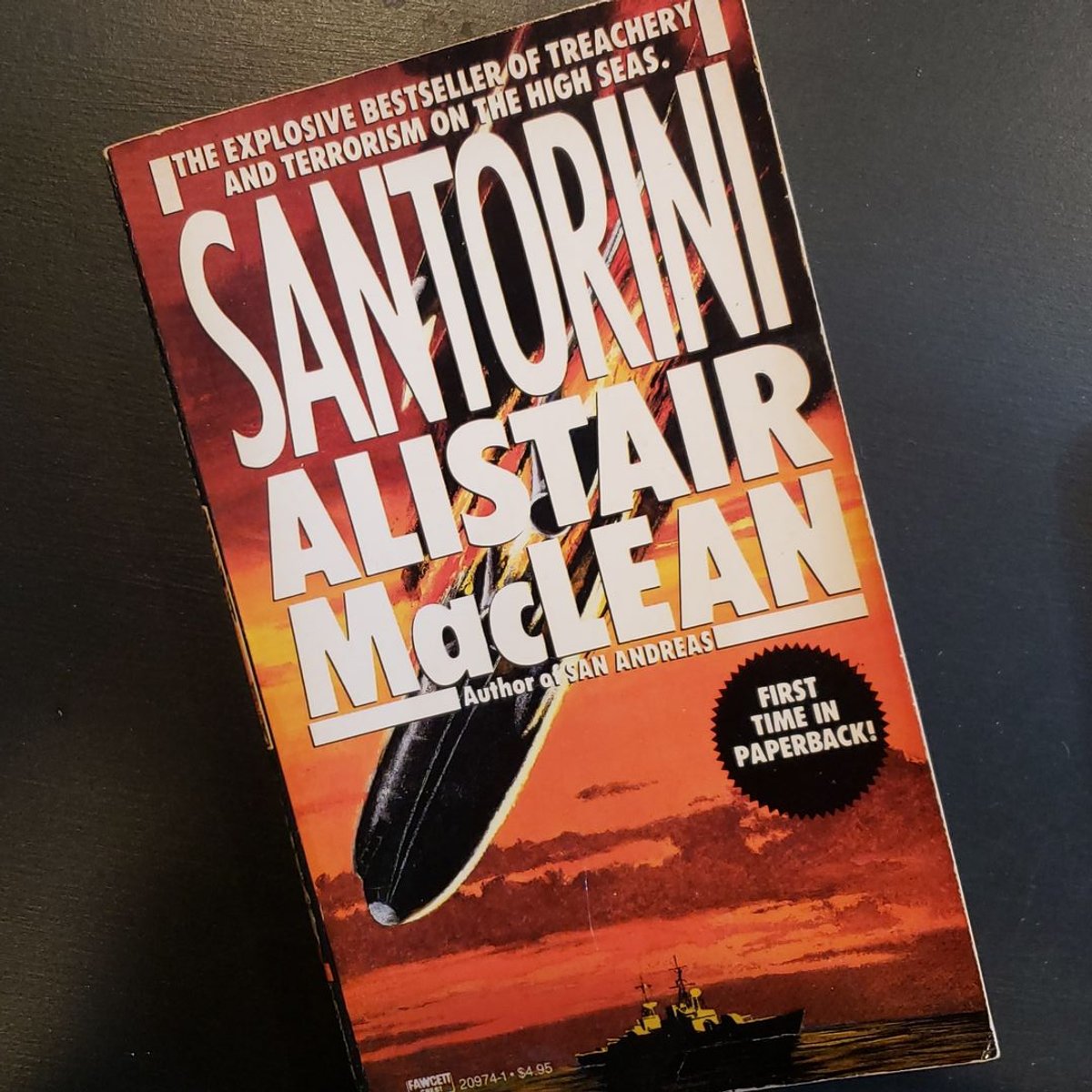 Santorini by Alistair MacLean