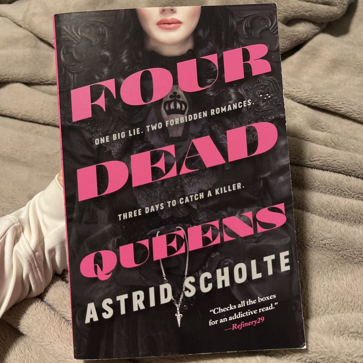 Four Dead Queens by Astrid Scholte, Paperback | Pangobooks