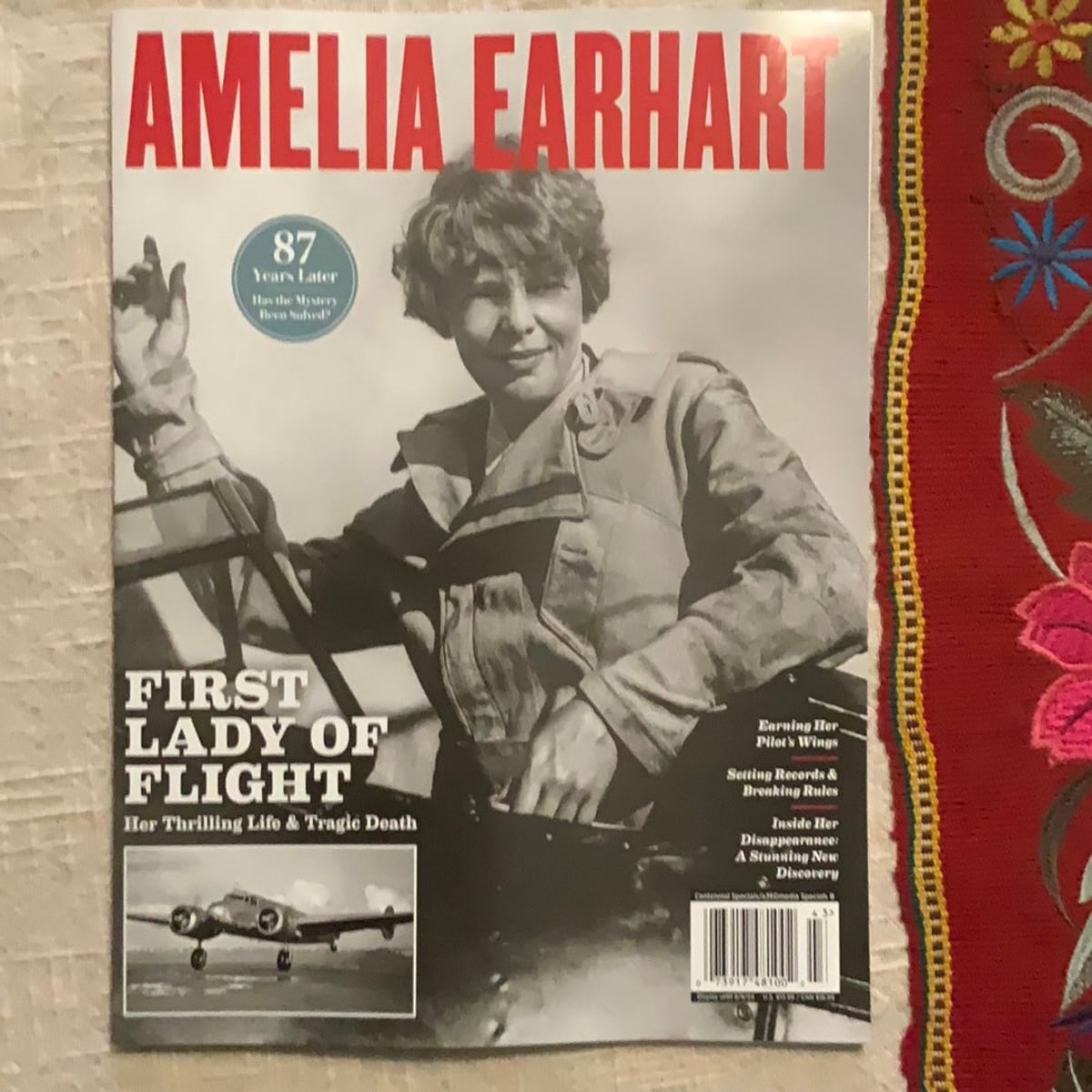 Amelia Earhart by a360media Specials, Paperback | Pangobooks