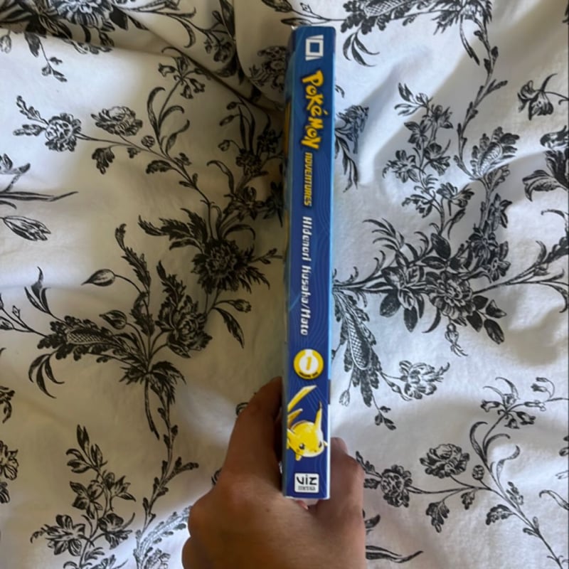 Pokémon Adventures (Red and Blue), Vol. 1 by Hidenori Kusaka, Mato