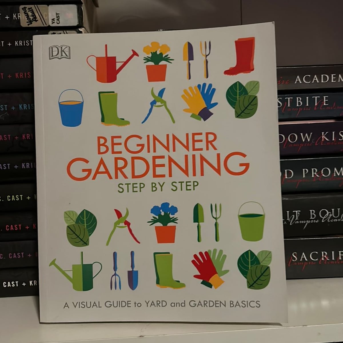 Beginner Gardening Step by Step by DK, Paperback | Pangobooks