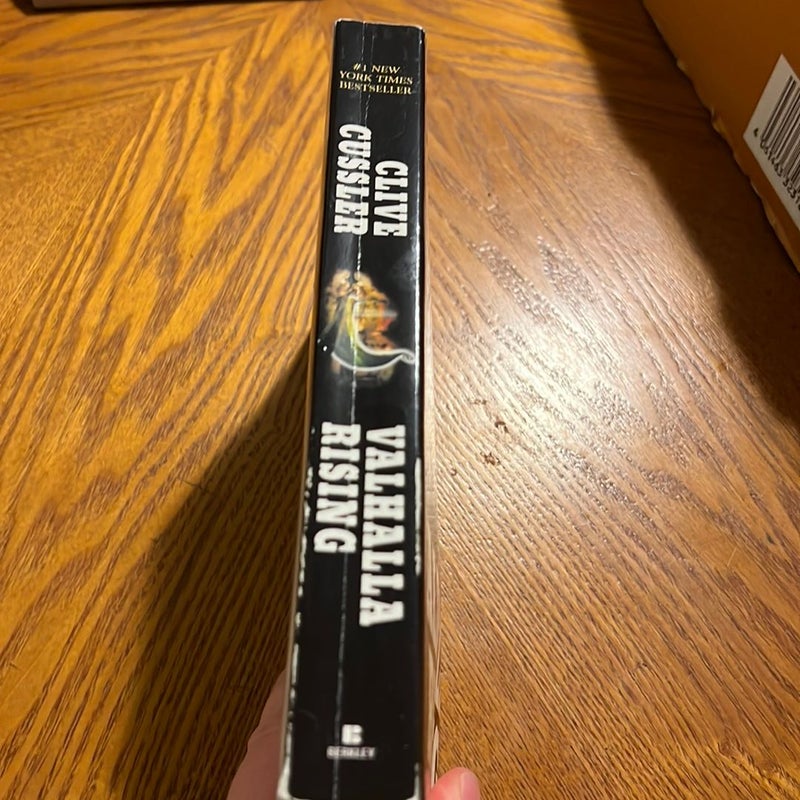 Valhalla Rising by Clive Cussler, Paperback | Pangobooks