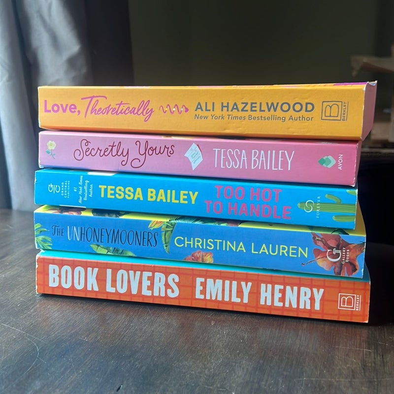 Romance book bundle! by Tessa Bailey, Christina Lauren, Emily Henry ...