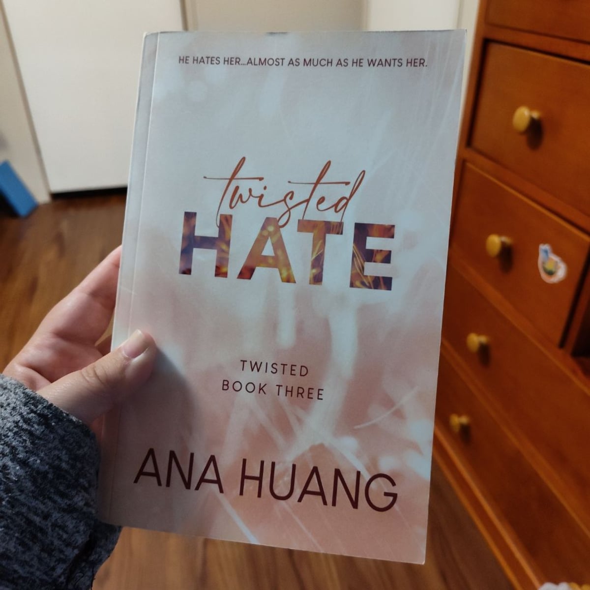 Twisted Hate by Ana Huang, Paperback | Pangobooks