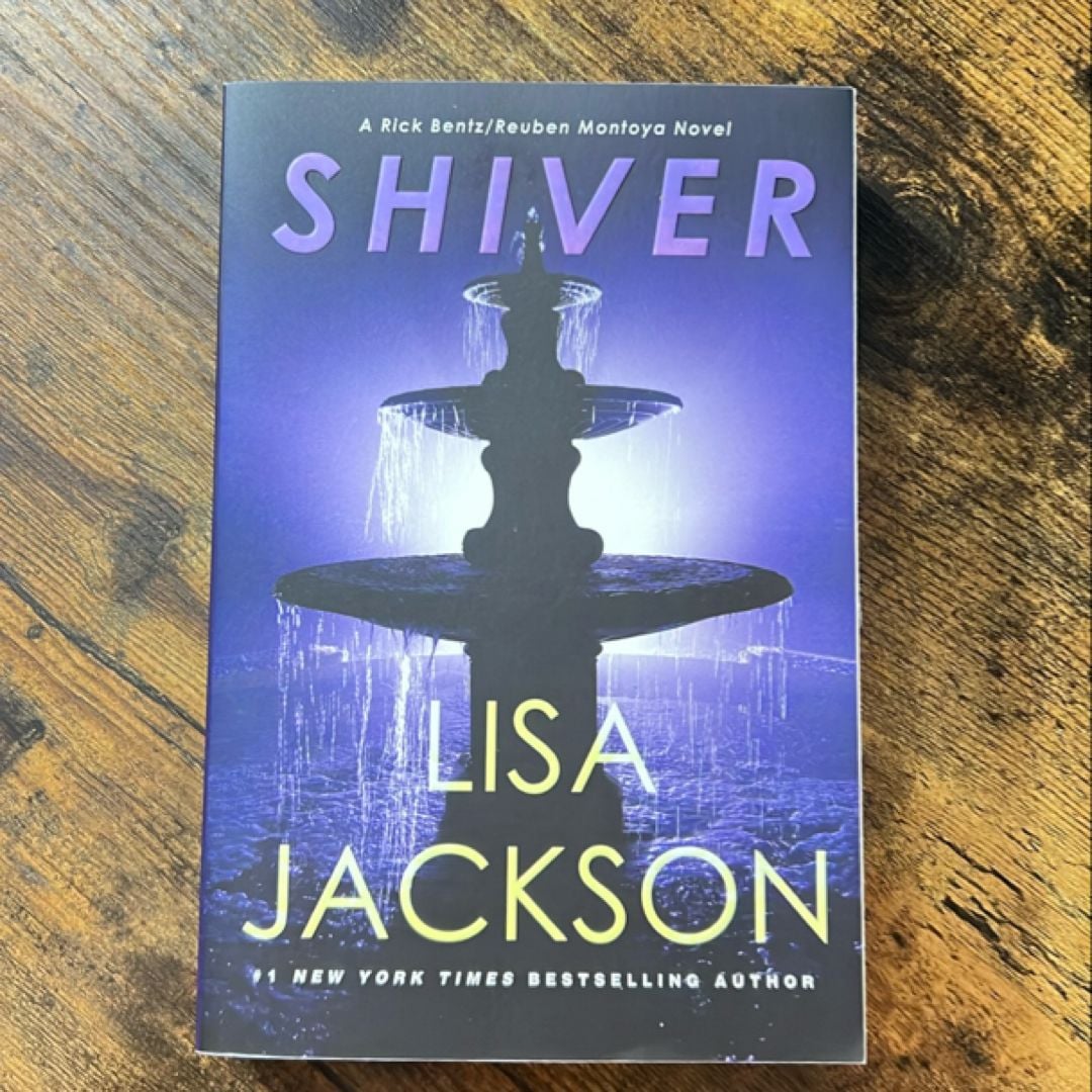 Shiver by Lisa Jackson, Paperback | Pangobooks
