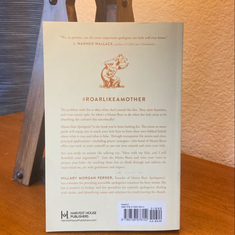Mama Bear Apologetics by Hillary Morgan Ferrer, Nancy Pearcey