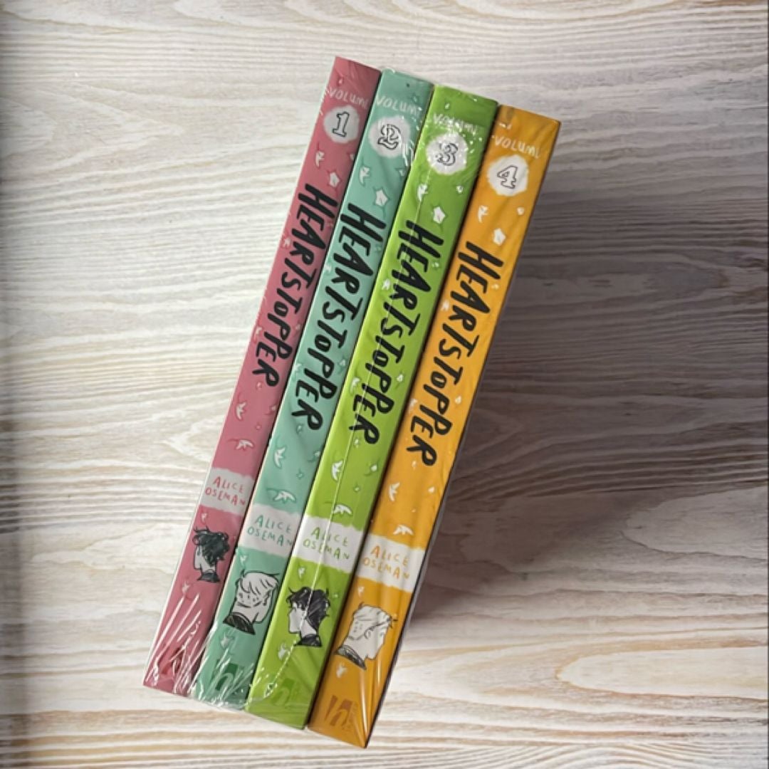 Heartstopper Box Set Volumes 1-4 UK Edition by Alice Oseman, Paperback ...