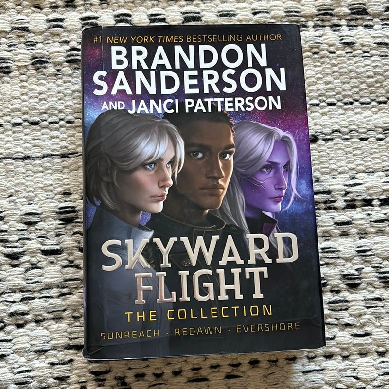 Skyward Flight: the Collection by Brandon Sanderson; Janci Patterson, Hardcover | Pangobooks
