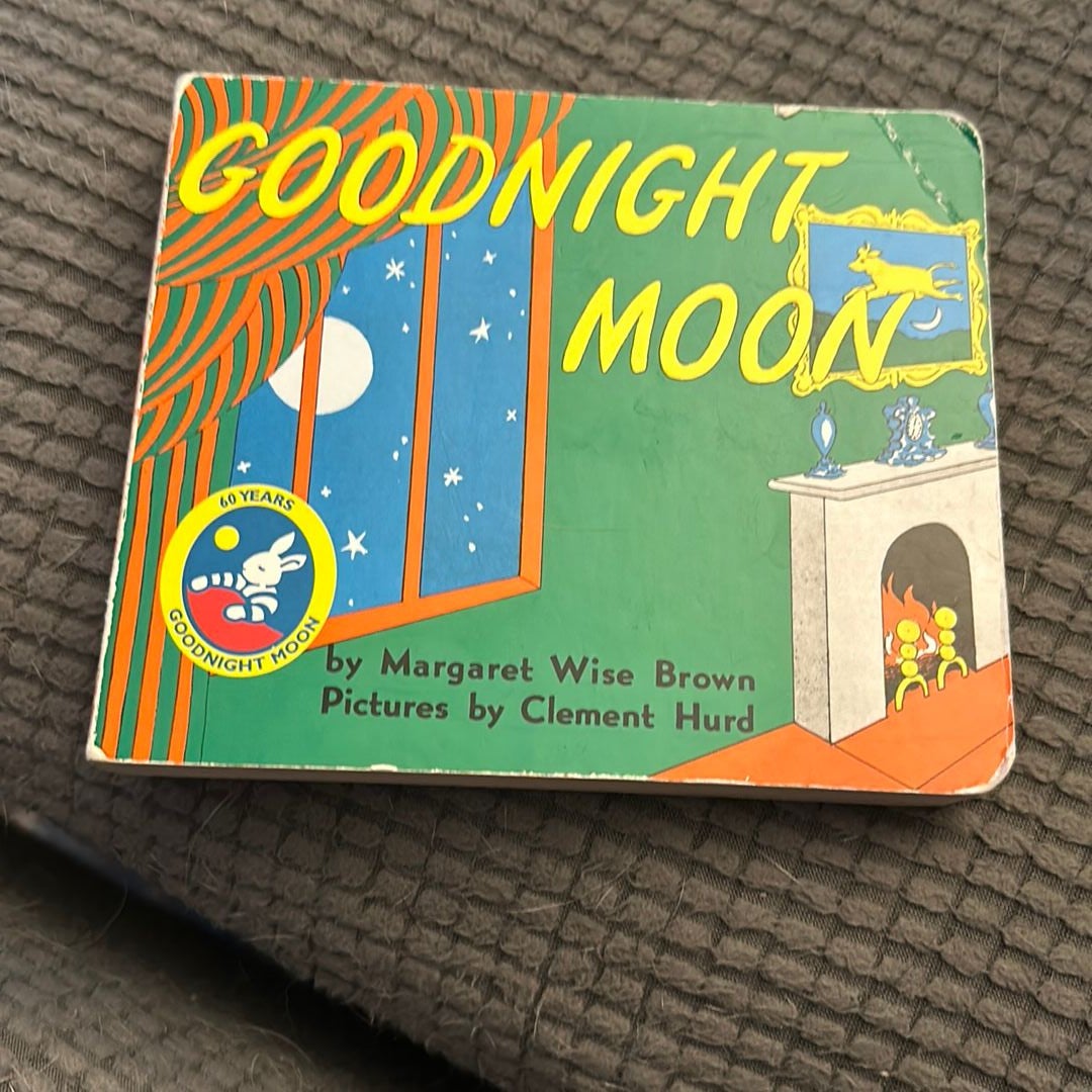 Goodnight Moon by Margaret Wise Brown, Hardcover | Pangobooks