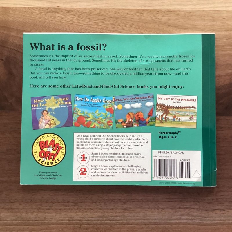 Fossils Tell of Long Ago by Aliki