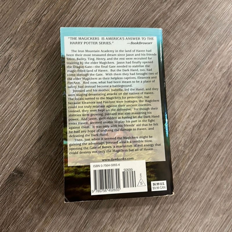 The Gate of Bones by Emily Drake, Paperback | Pangobooks