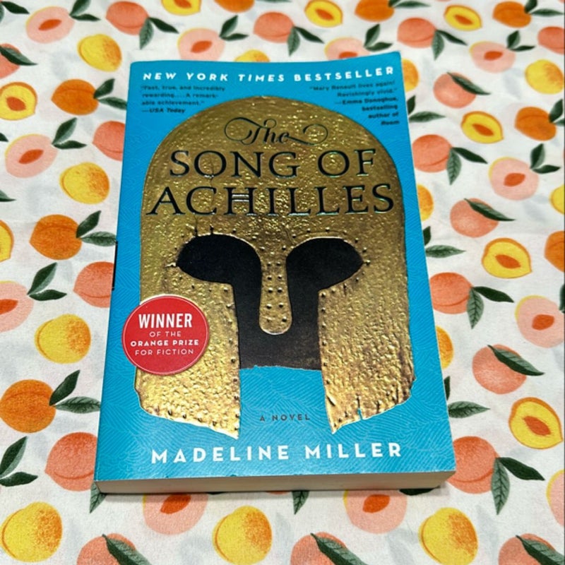 The Song of Achilles by Madeline Miller, Paperback | Pangobooks