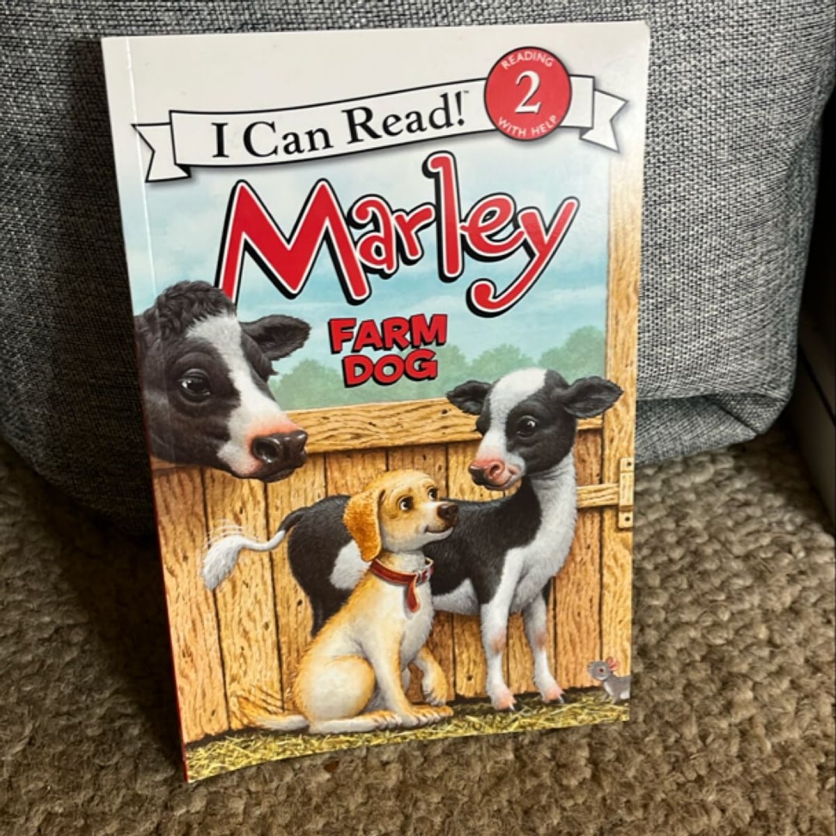 Marley: Farm Dog by John Grogan