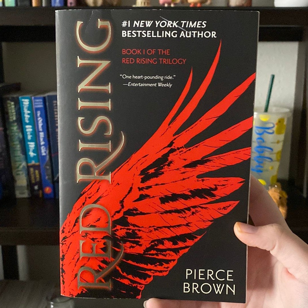 Red Rising by Pierce Brown, Paperback | Pangobooks