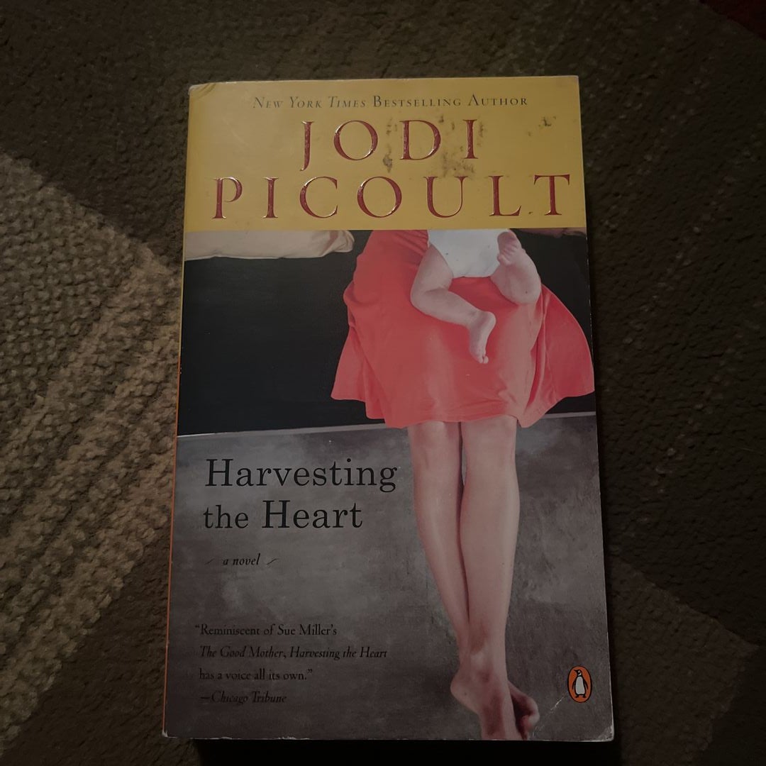 Harvesting the Heart by Jodi Picoult, Paperback | Pangobooks