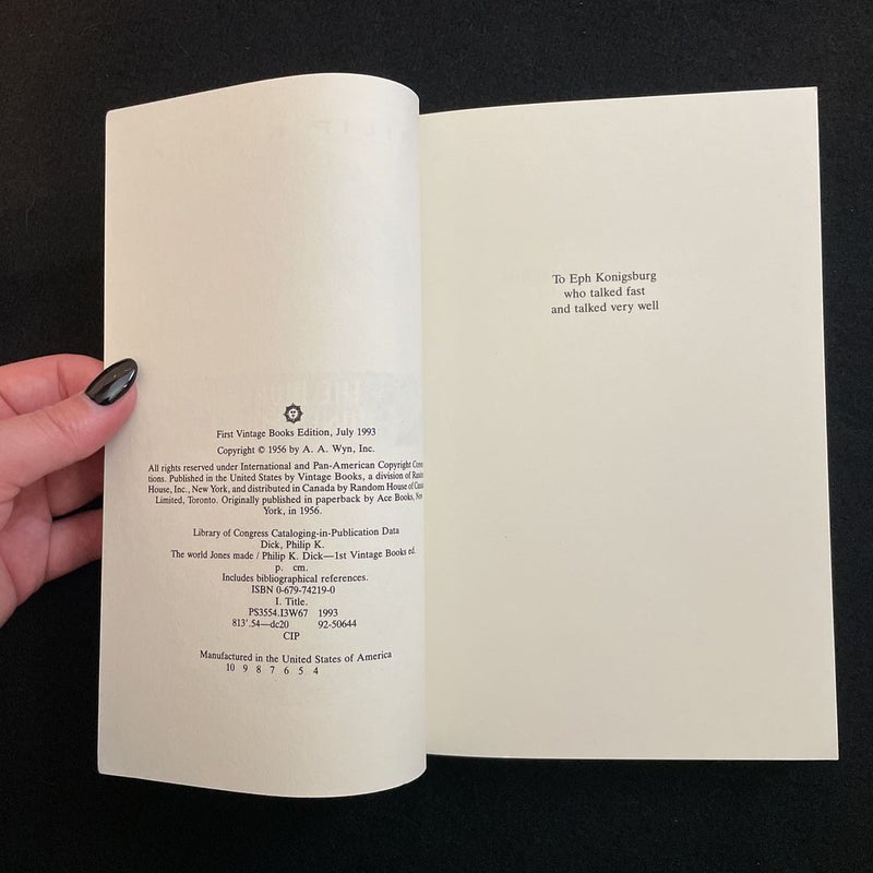 The World Jones Made by Philip Dick, Glenn Chang