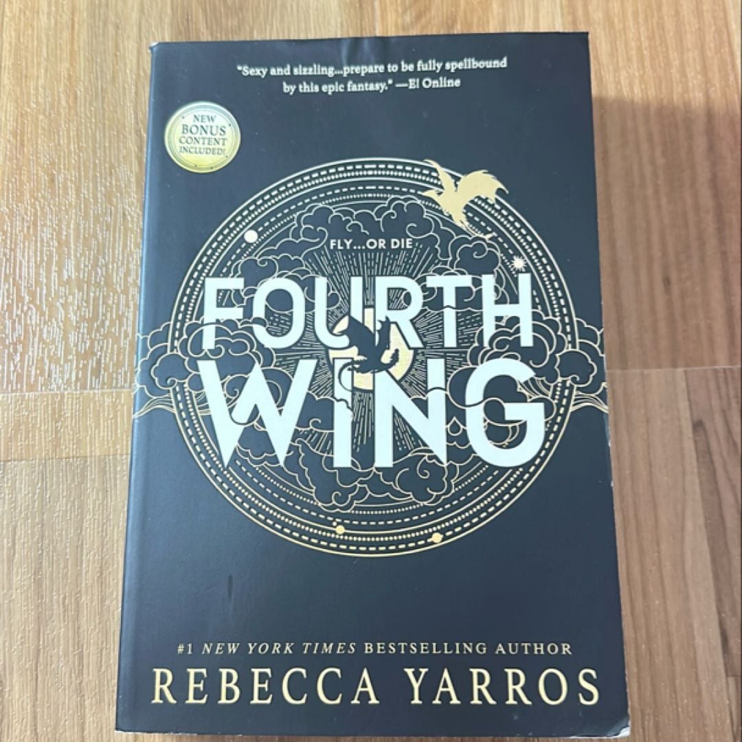 Fourth Wing by Rebecca Yarros, Paperback | Pangobooks