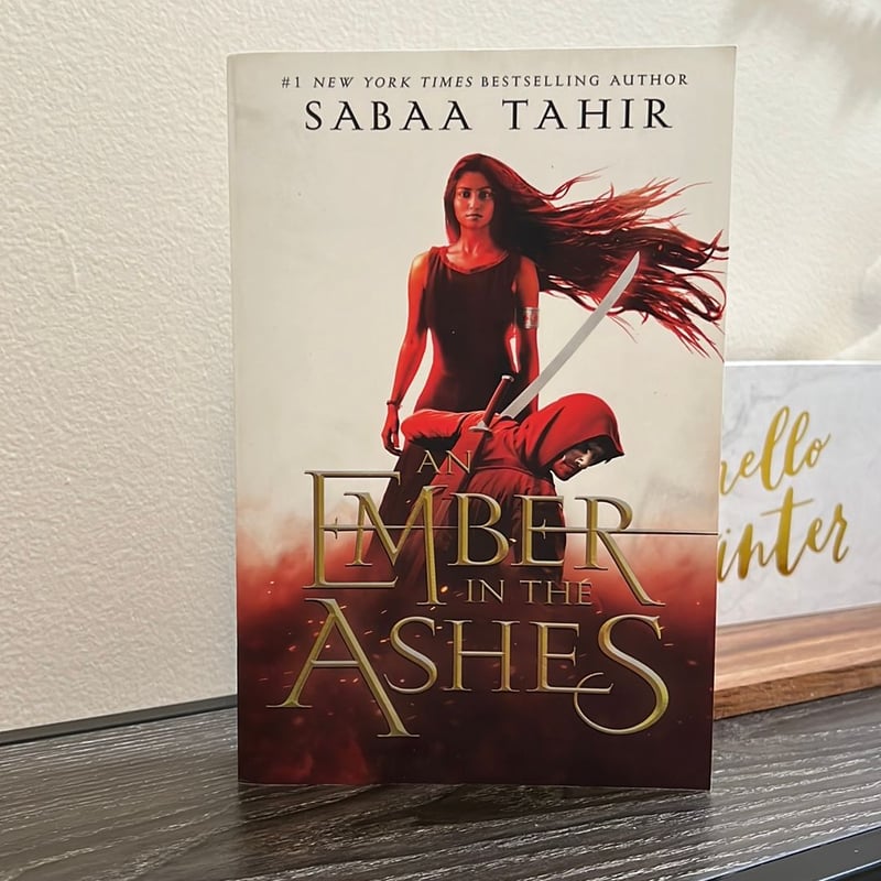 An Ember in the Ashes by Sabaa Tahir, Paperback | Pangobooks