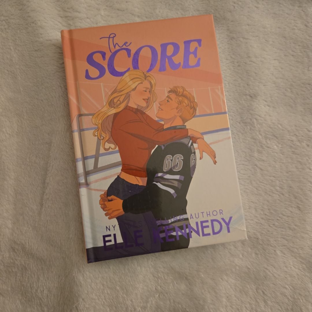 Hello Lovely The Score by Elle Kennedy, Hardcover | Pangobooks