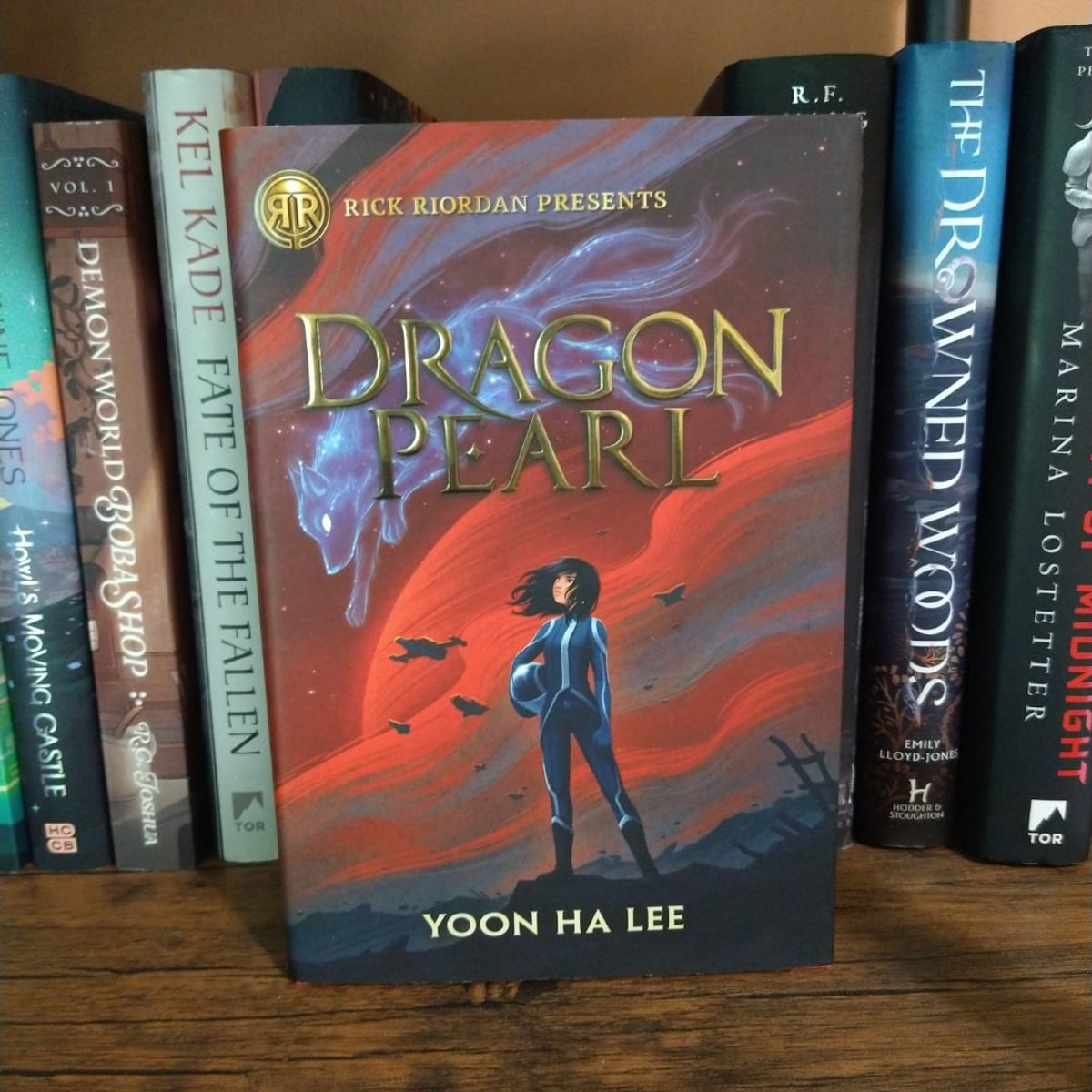 Dragon Pearl by Yoon Ha Lee, Kim Mai Guest