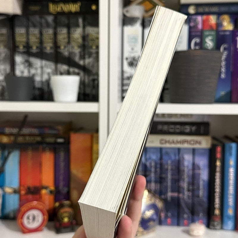 Sweet Surrender by Sav R. Miller, Paperback | Pangobooks