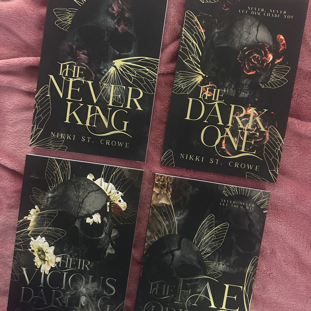 Vicious Lost Boys Series SE by Nikki St Crowe, Paperback | Pangobooks