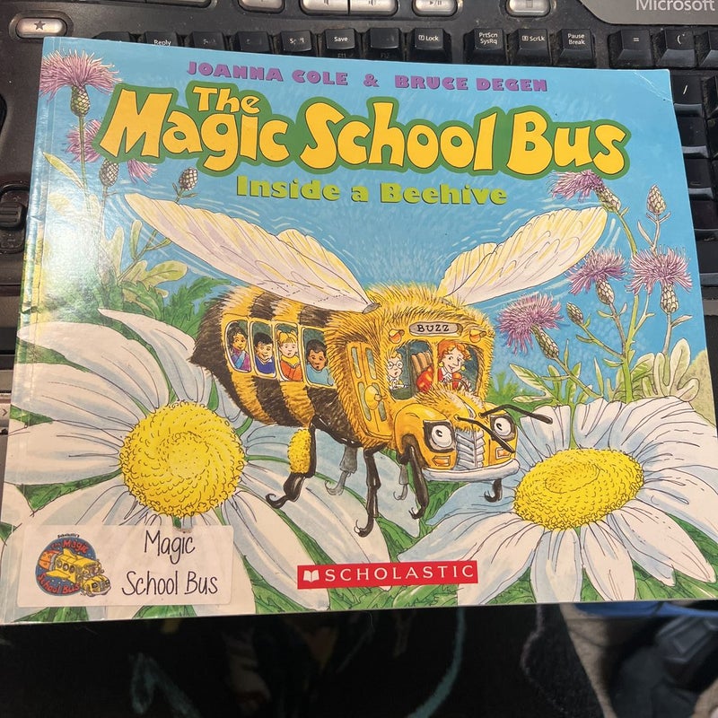 The Magic School Bus Inside a Beehive by Joanna Cole, Paperback ...