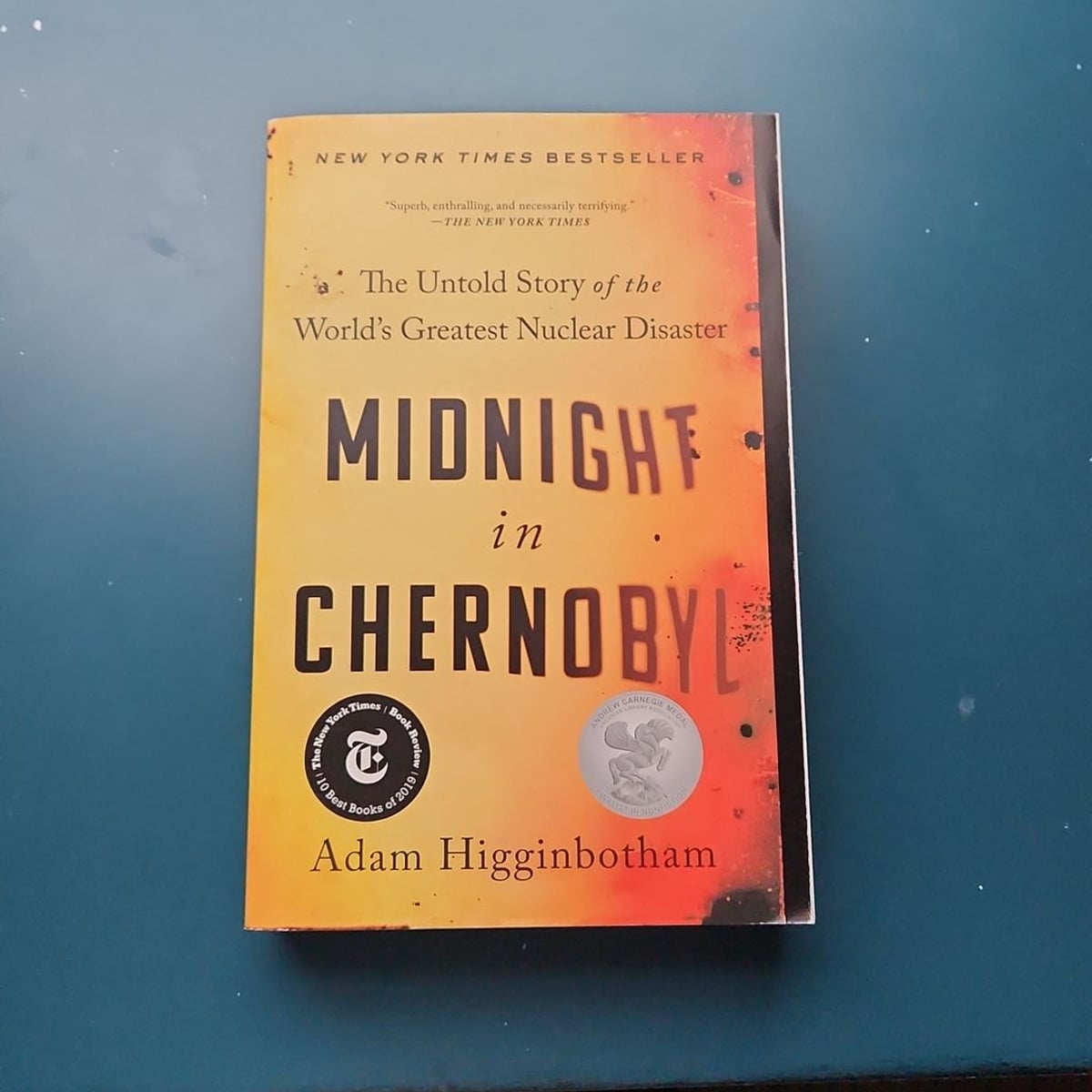 Midnight in Chernobyl by Adam Higginbotham, Paperback | Pangobooks