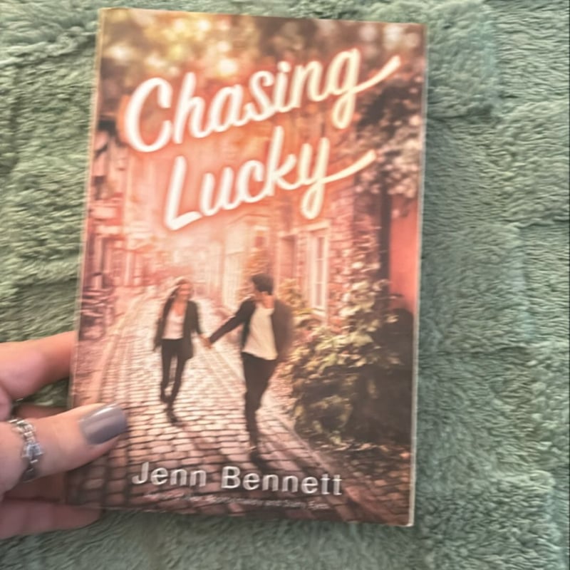 Chasing Lucky by Jenn Bennett, Paperback | Pangobooks