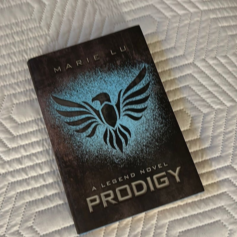 Prodigy by Marie Lu, Hardcover | Pangobooks