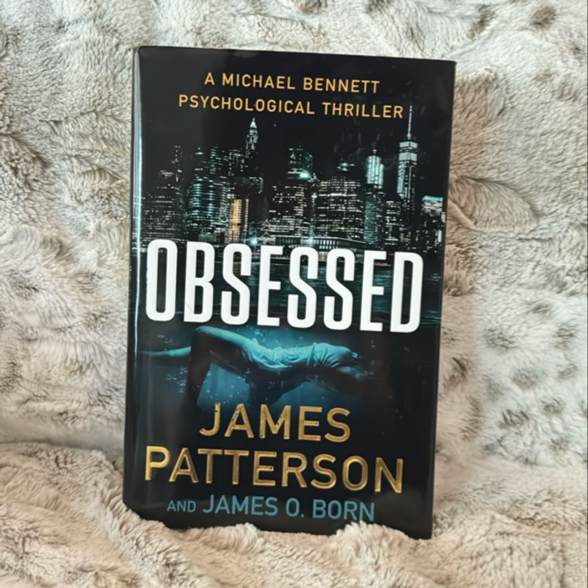 Obsessed by James Patterson; James O. Born, Hardcover | Pangobooks
