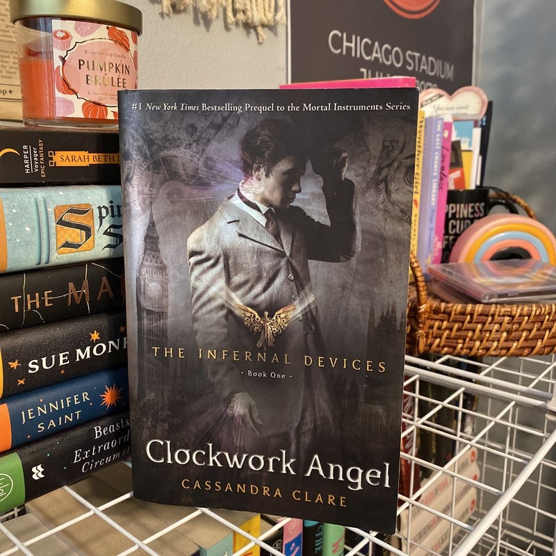 Clockwork Angel by Cassandra Clare, Paperback | Pangobooks