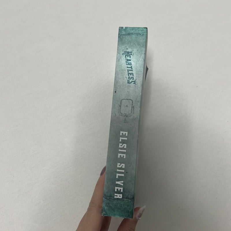 Heartless by Elsie Silver by Elsie Silver, Paperback | Pangobooks