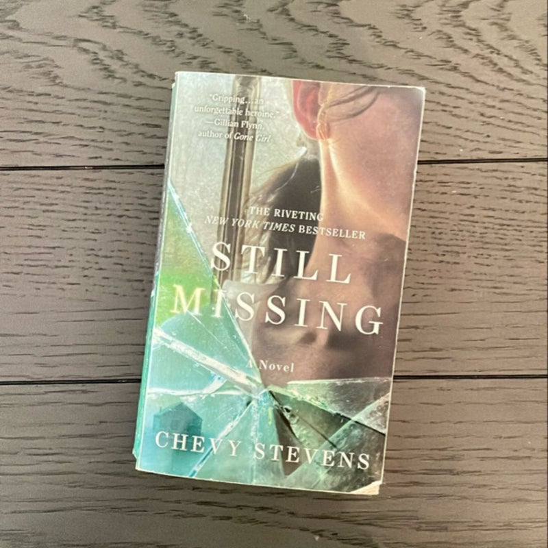Still Missing by Chevy Stevens, Paperback | Pangobooks