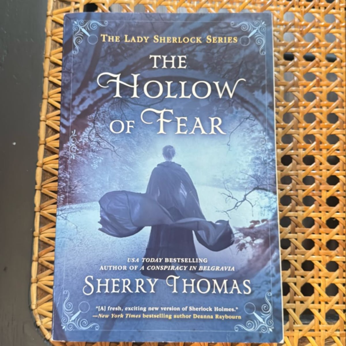 The Hollow of Fear by Sherry Thomas