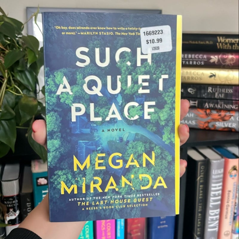 Such a Quiet Place by Megan Miranda, Paperback | Pangobooks