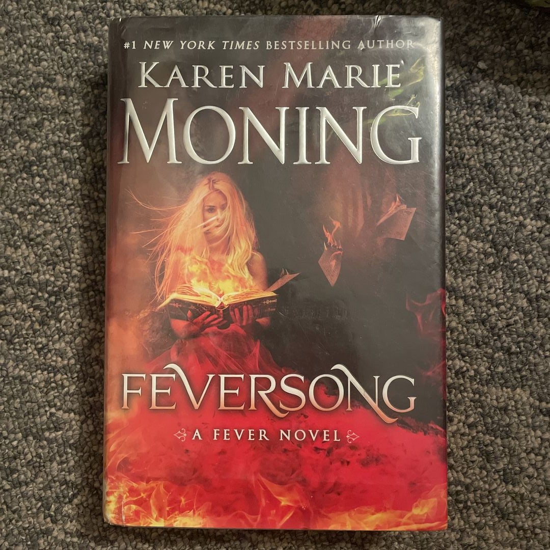 Feversong by Karen Marie Moning, Hardcover | Pangobooks