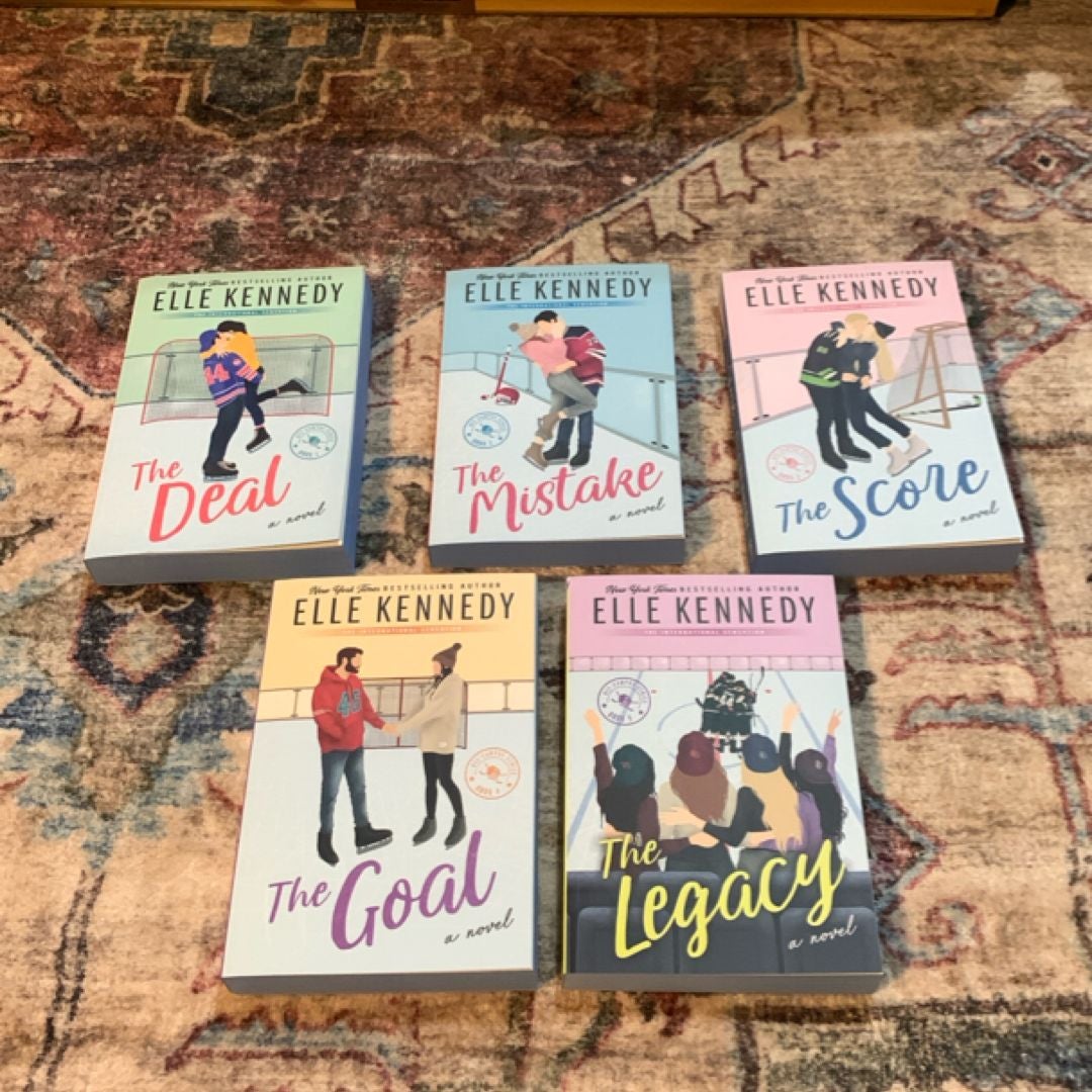 The Deal the off campus series blue sprayed edges by Elle Kennedy ...