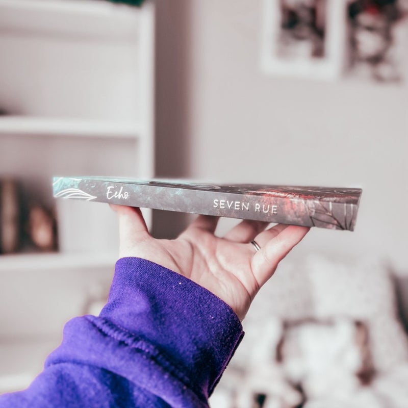 Echo by Seven Rue, Paperback | Pangobooks