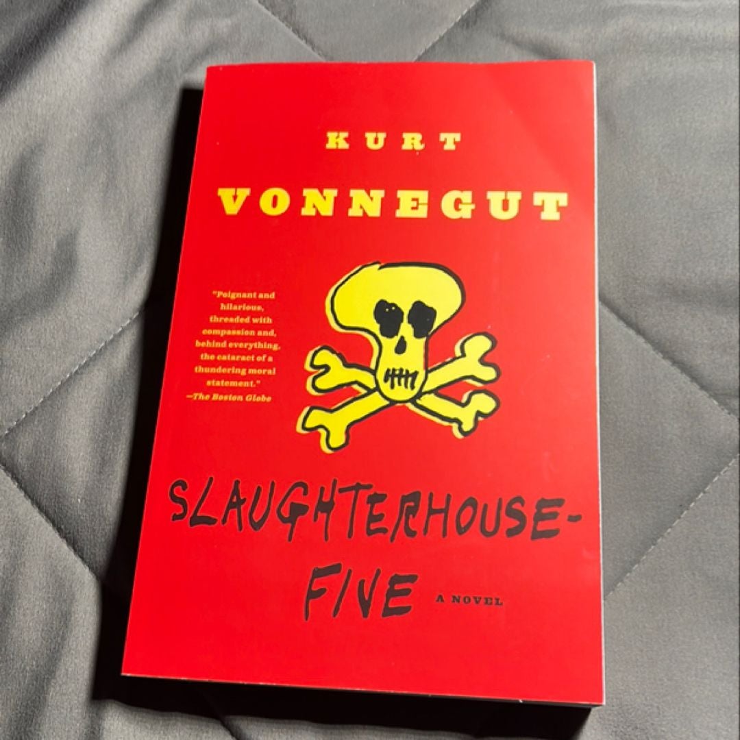 Slaughterhouse-Five by Kurt Vonnegut, Paperback | Pangobooks
