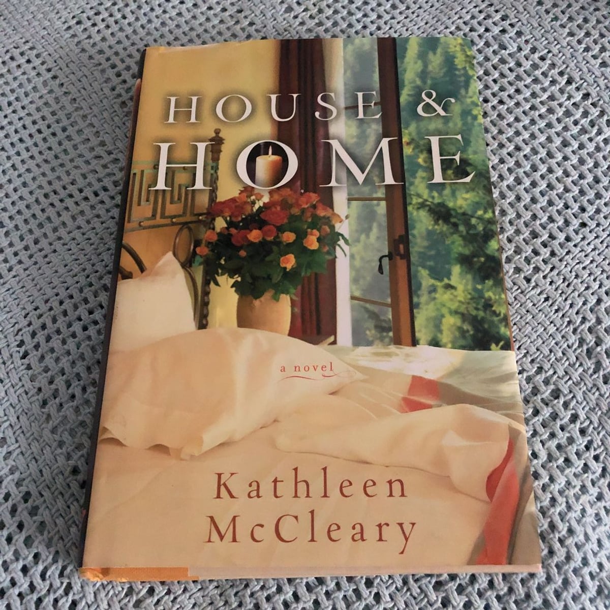 House and Home by Kathleen McCleary, Hardcover | Pangobooks