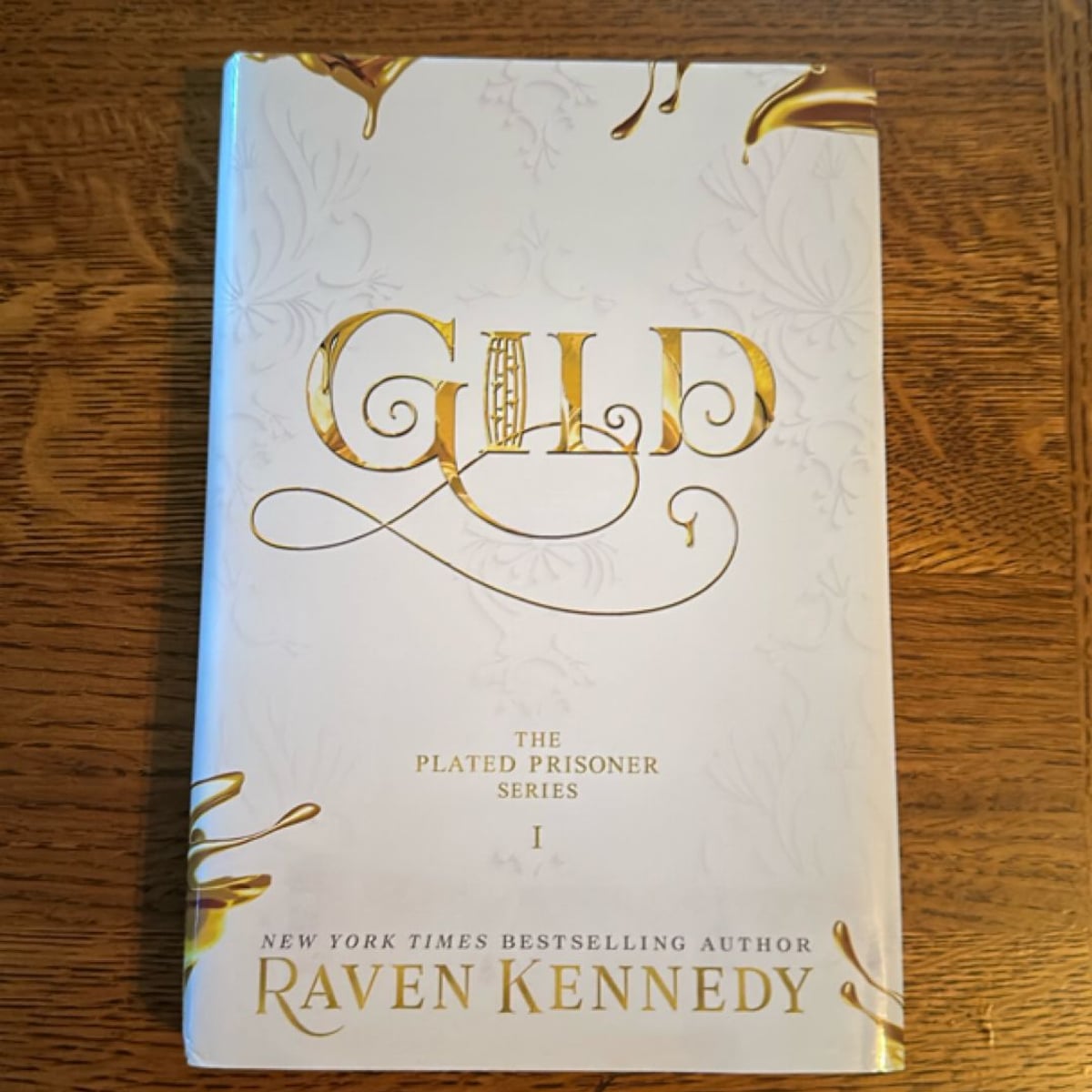 Gild by Raven Kennedy, Hardcover | Pangobooks