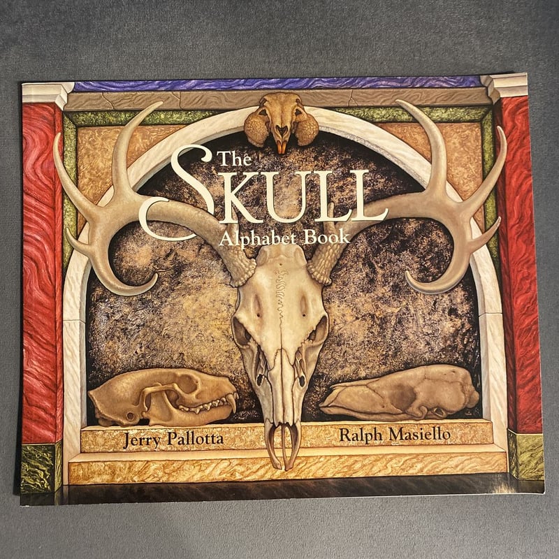 The Skull Alphabet Book by Jerry Pallotta, Paperback | Pangobooks