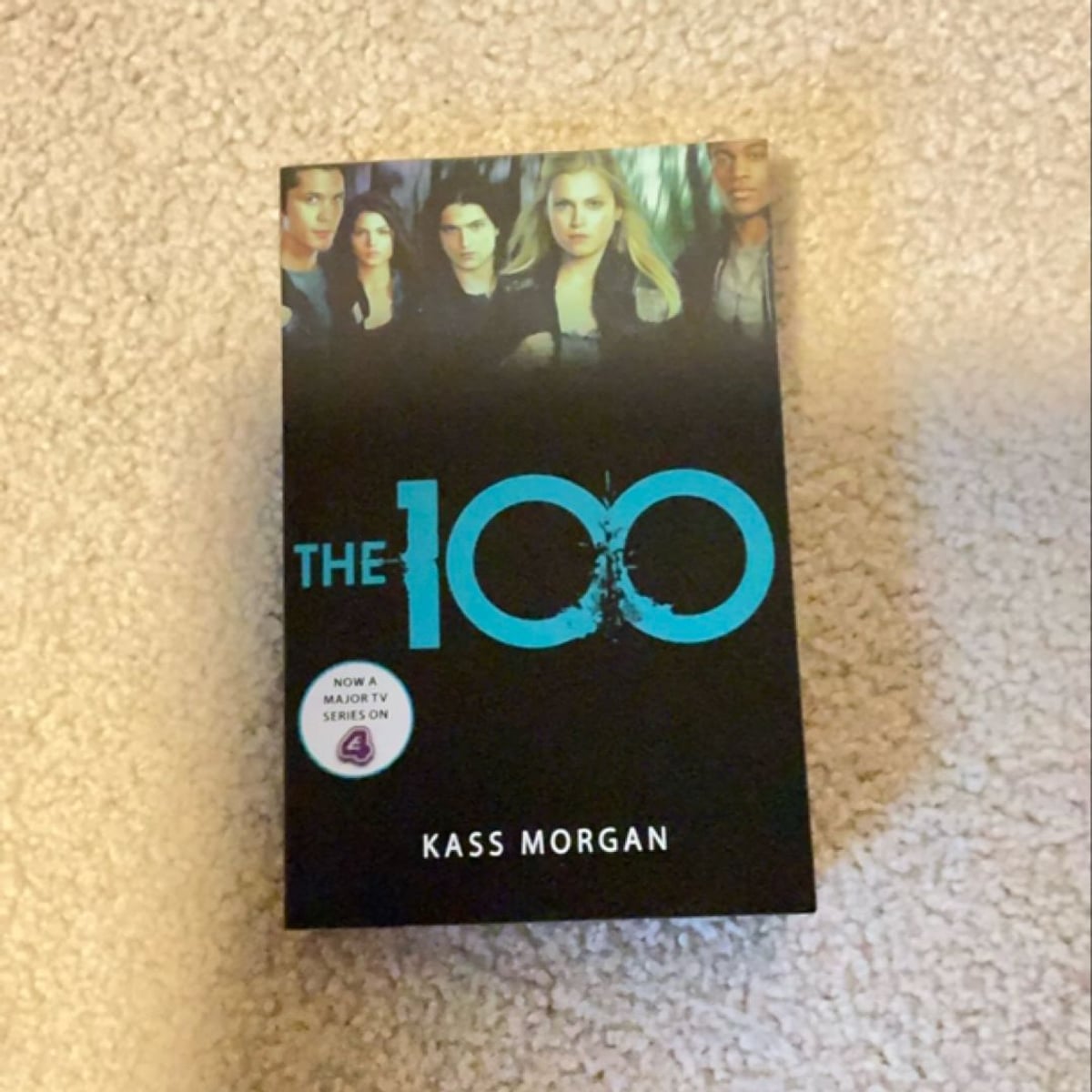 The 100 by Kass Morgan, Paperback | Pangobooks