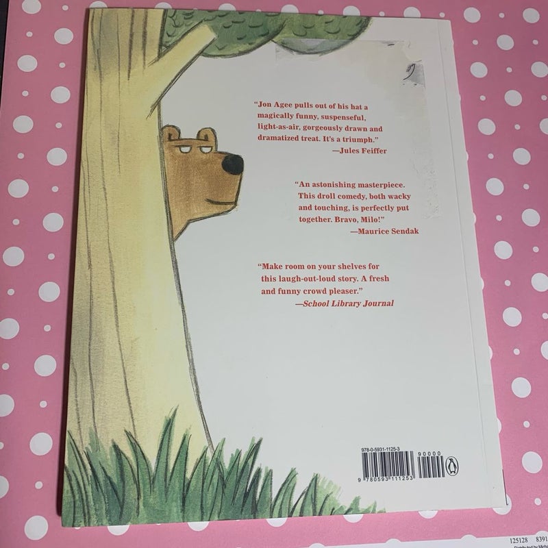 Milo’s Hat Trick by Jon Agee , Paperback | Pangobooks