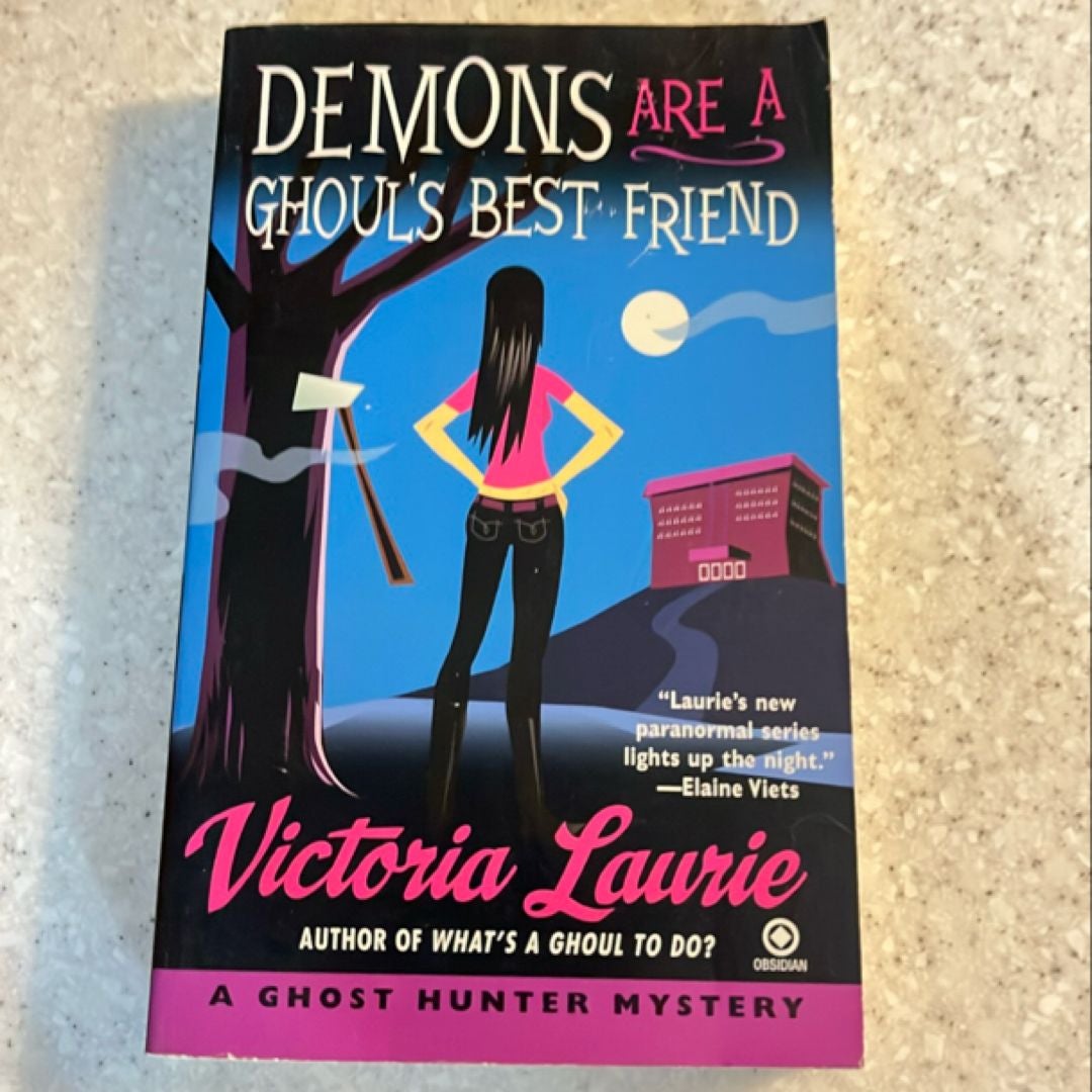 Demons Are a Ghoul's Best Friend by Victoria Laurie