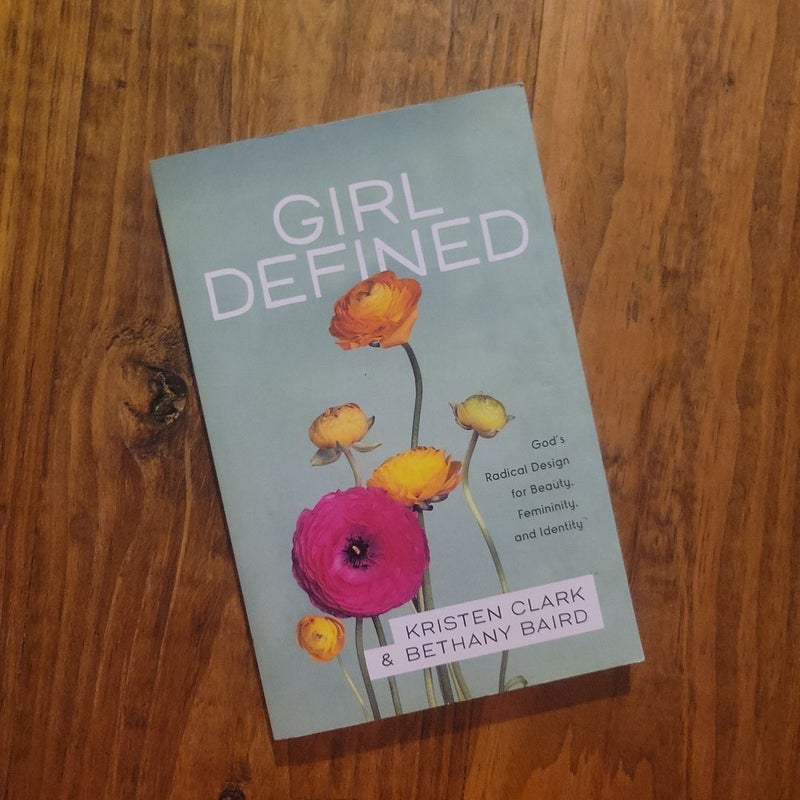 Girl Defined by Kristen Clark, Paperback | Pangobooks