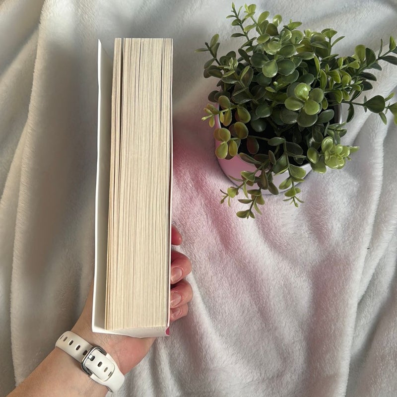 Canadian Boyfriend by Jenny Holiday, Paperback | Pangobooks