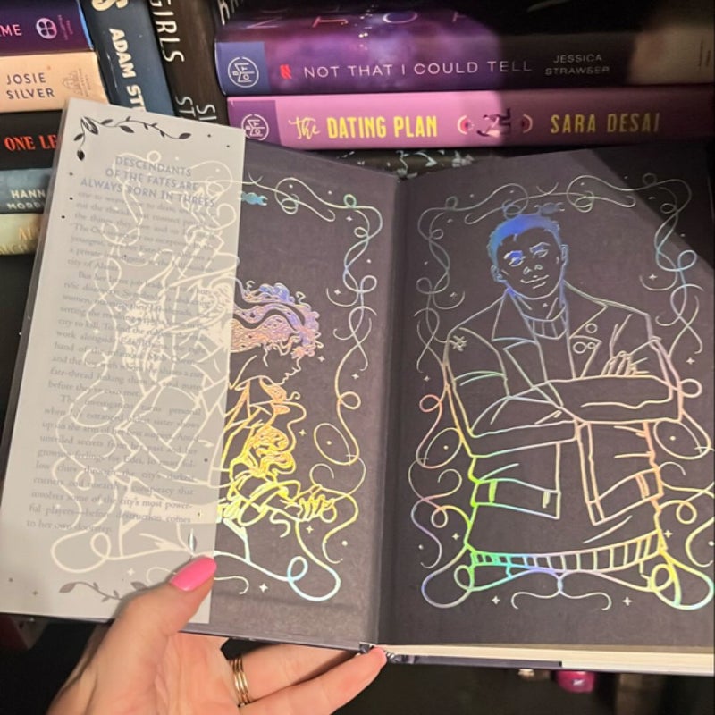 Threads That Bind by Kika Hatzopoulou, Hardcover | Pangobooks