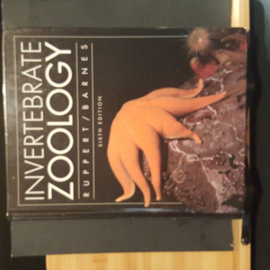 Invertebrate Zoology by Edward E. Ruppert, Robert D. Barnes